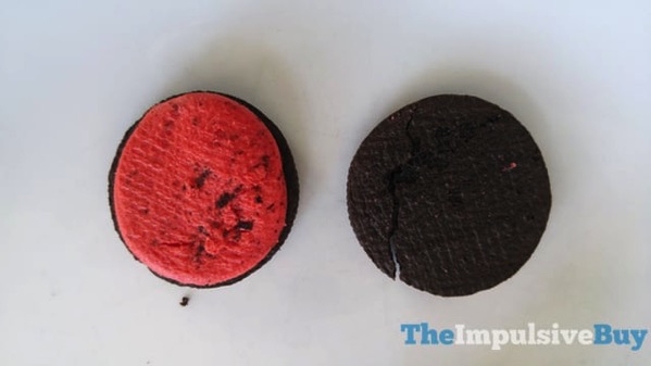REVIEW: Limited Edition Hot & Spicy Cinnamon Oreo Cookies - The ...