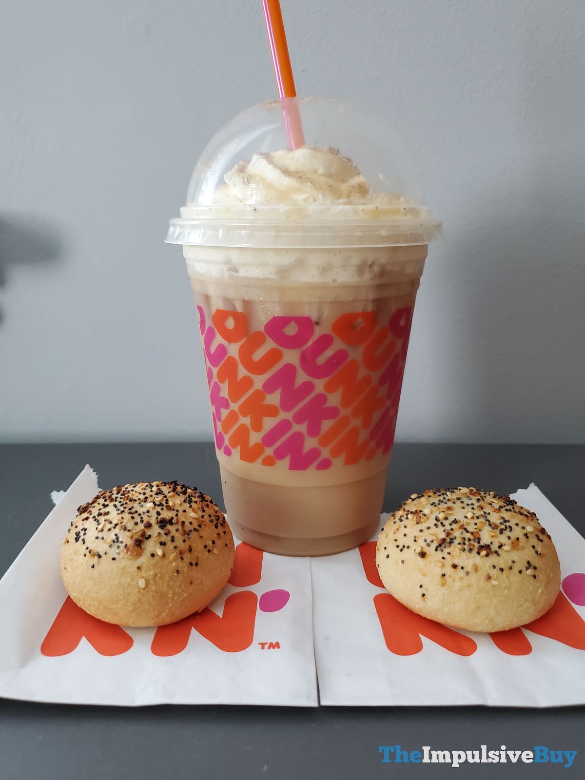 REVIEW: Dunkin’ Stuffed Bagel Minis