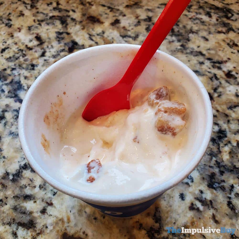 REVIEW: Dairy Queen Cinnamon Roll Centers Blizzard