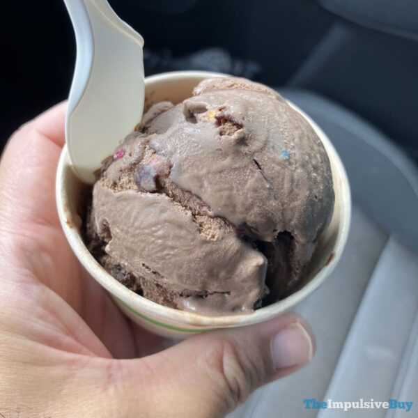 REVIEW: Baskin-Robbins Galactic Brownie Ice Cream